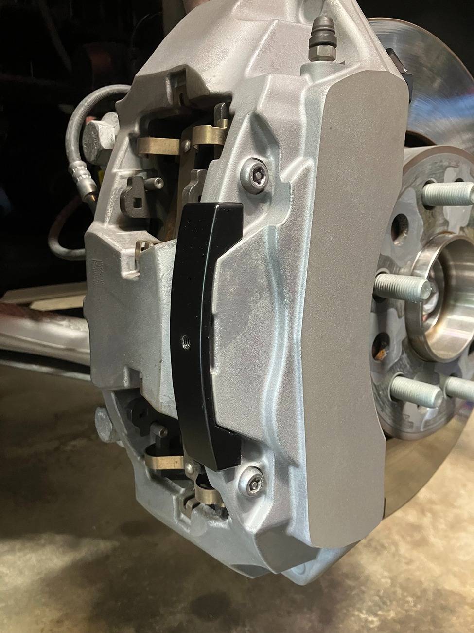 Tlyard brake caliper covers installed | Tesla Cybertruck Forum ...