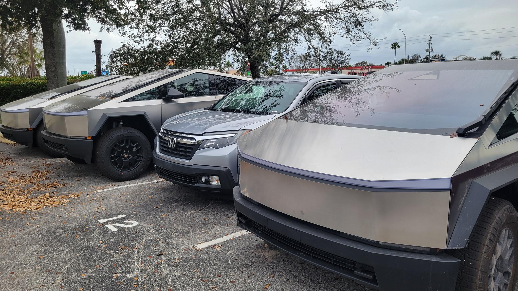 3 Cybertrucks compared to my Ridgeline @ Fort Myers, FL - Service ...