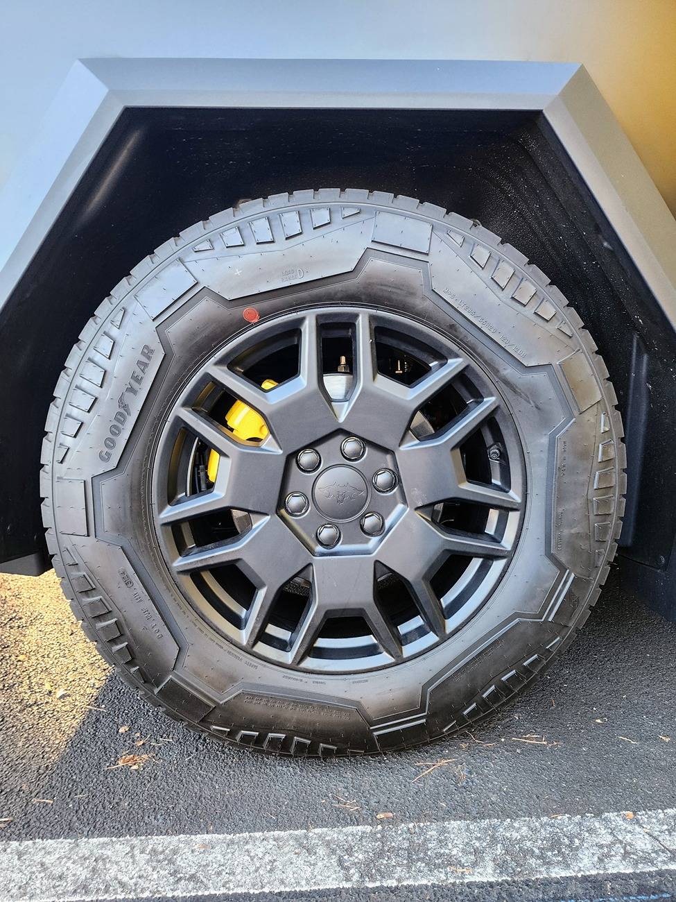 Calipers - Lamborghini Giallo Orion metallic (Yellow) | Tesla ...