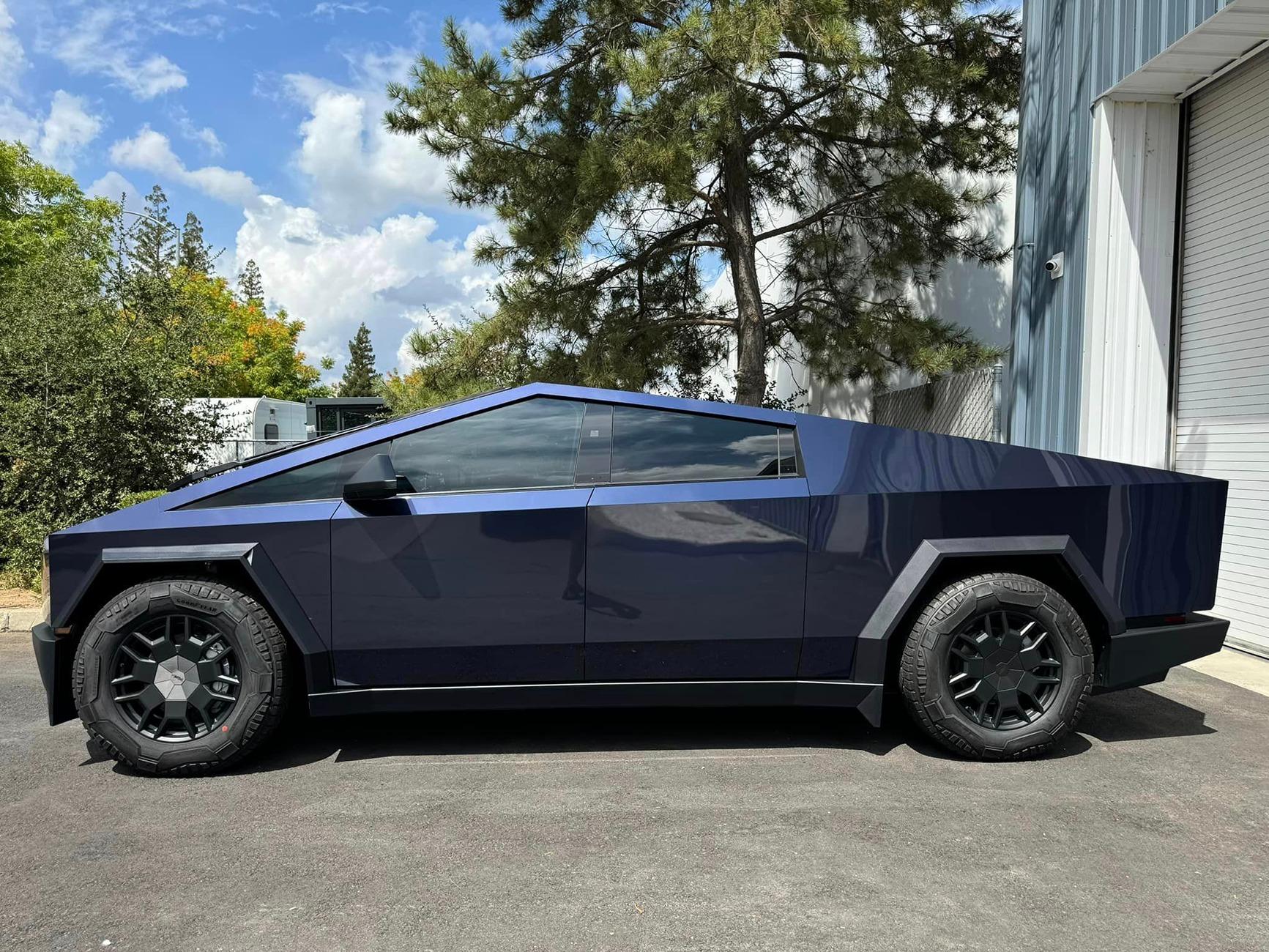 Mineral Blue Gloss Wrap + XPEL Prime XR Plus Tint | Tesla Cybertruck ...