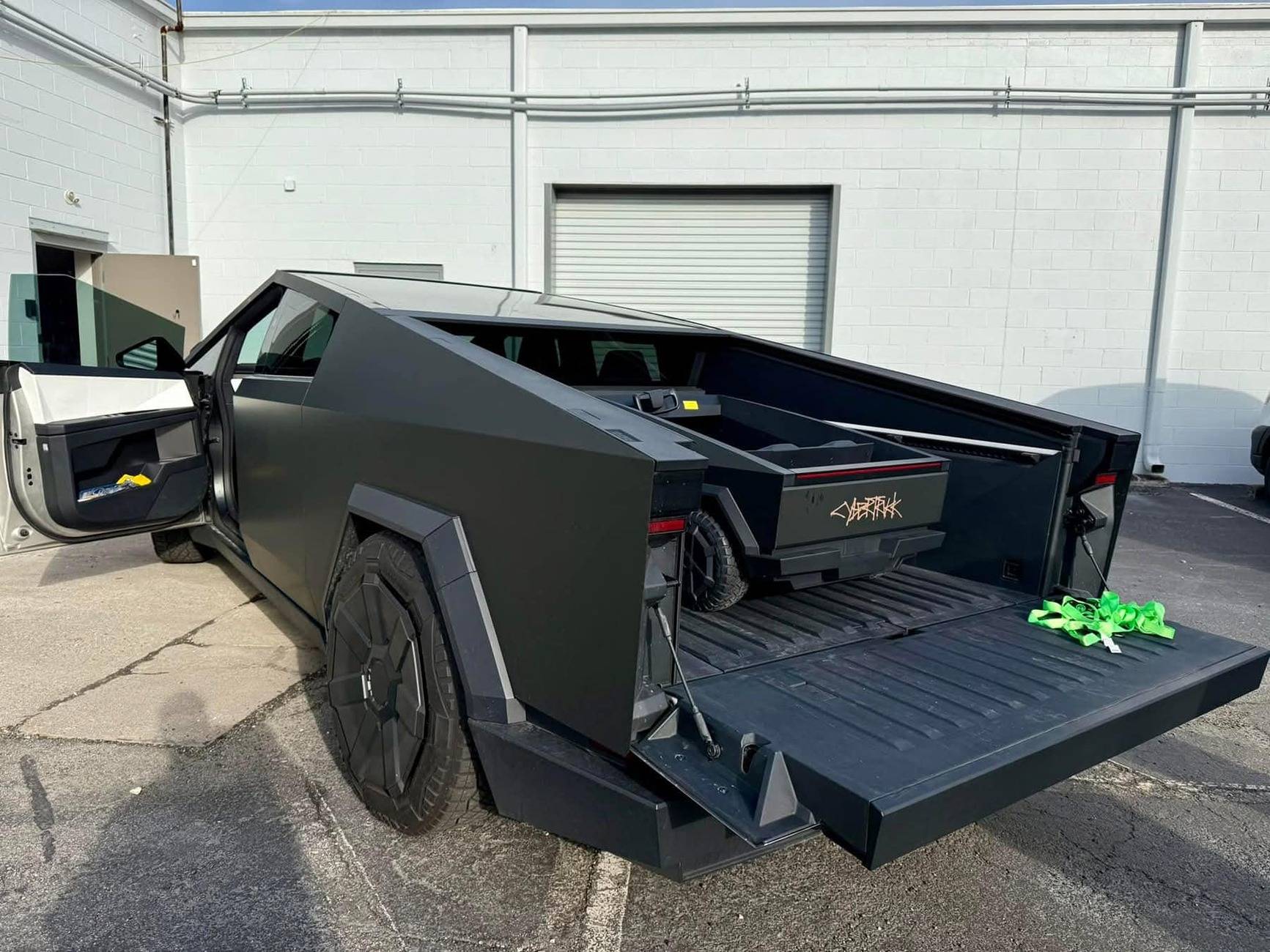 Cybertruck & Mini-Me CT | Tesla Cybertruck Forum - Cybertruck Owners Club