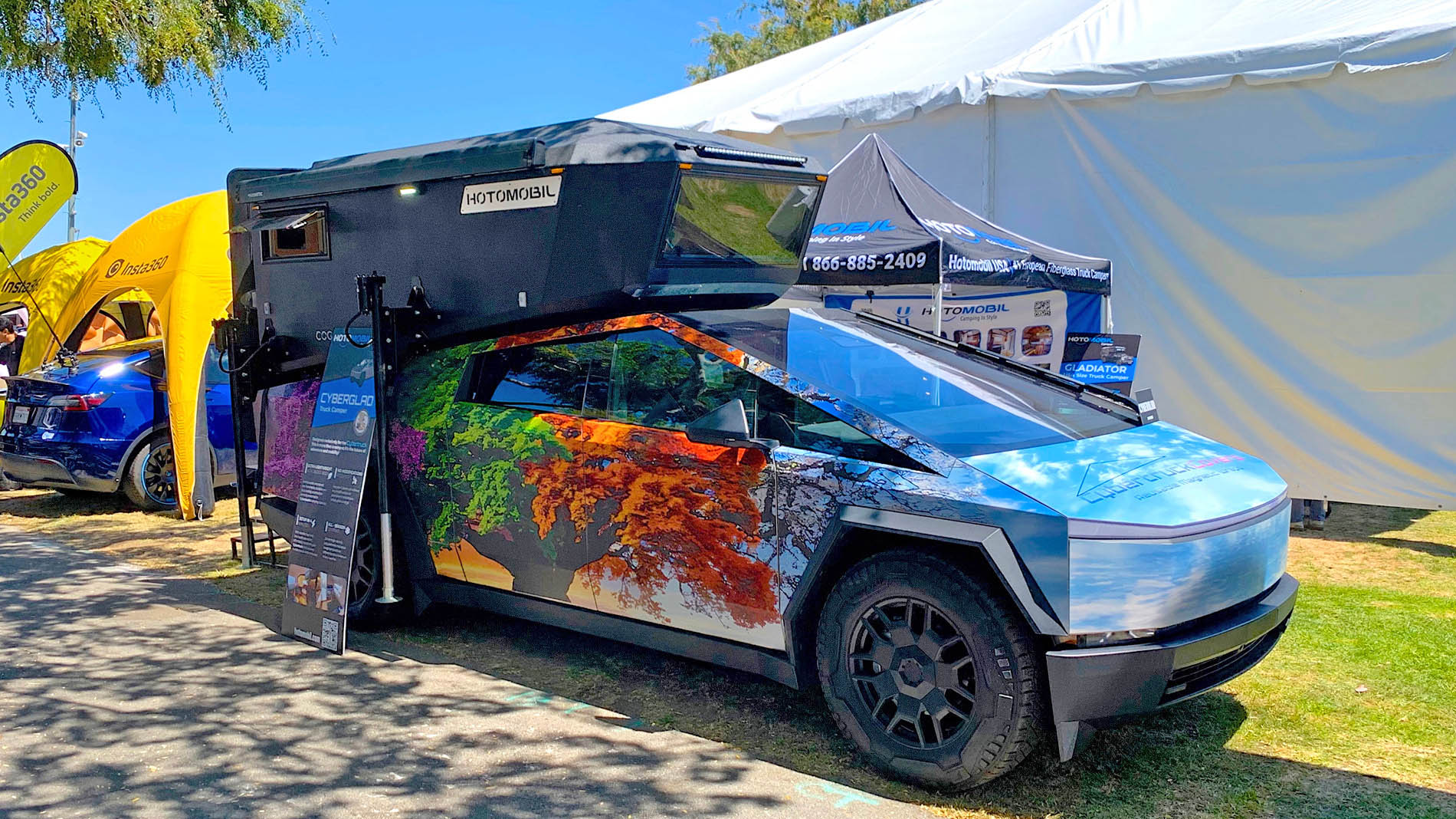 Magnetic Wraps at X Takeover (Video & Pics) [CybertruckCovers] | Tesla ...
