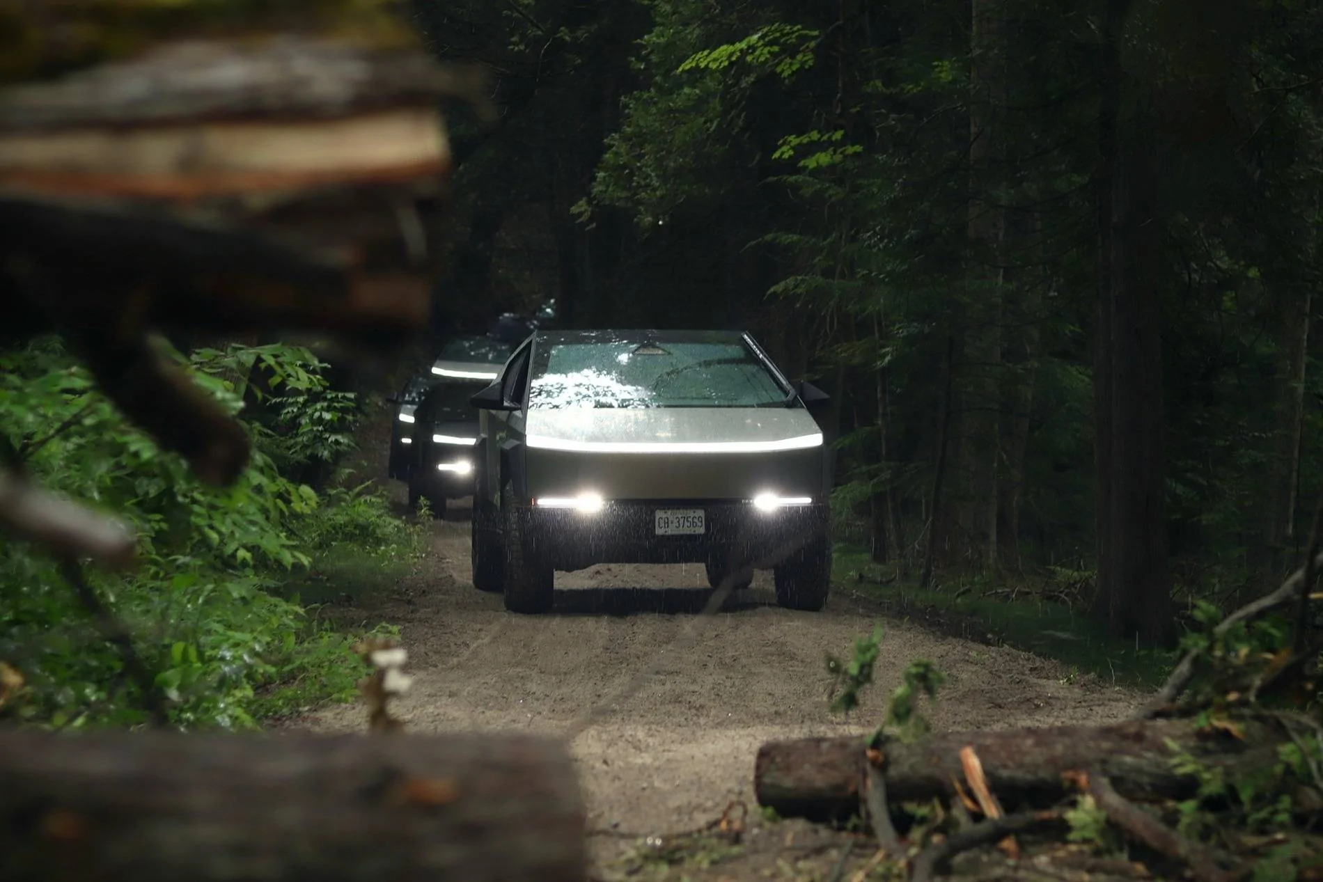 Photoshoot: Cybertrucks Off-Roading in The Woods | Tesla Cybertruck ...