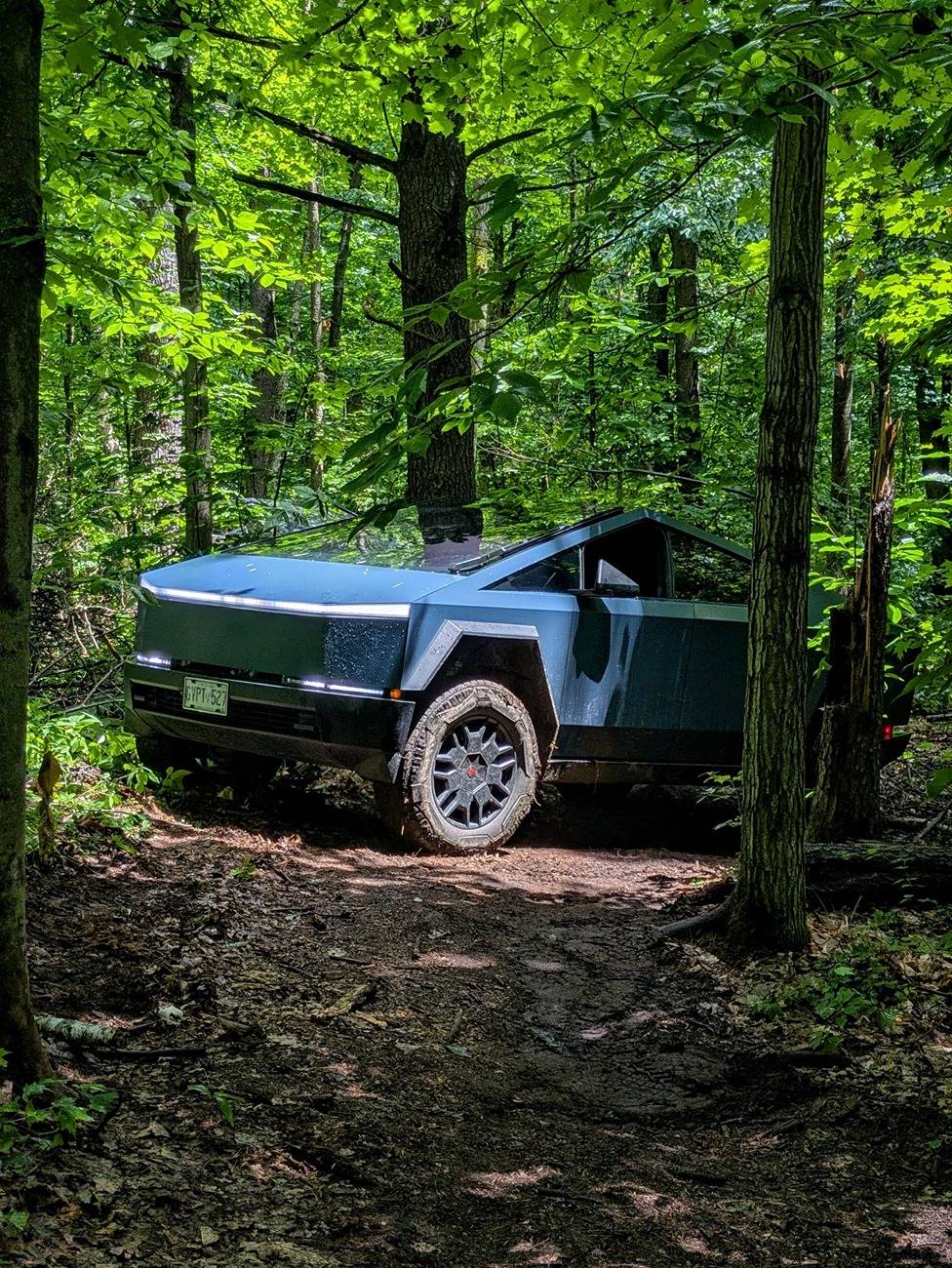 Photoshoot: Cybertrucks Off-Roading in The Woods | Tesla Cybertruck ...