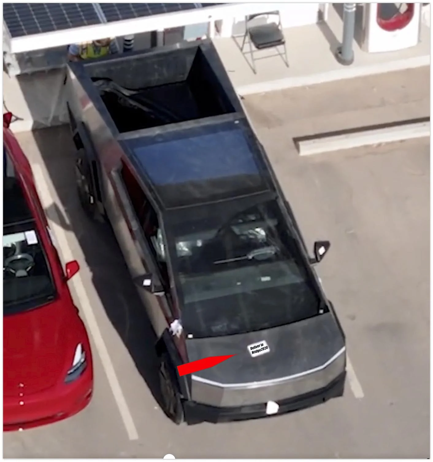 [Video added] Cybertruck black interior, dashboard, frunk tub (in bed ...