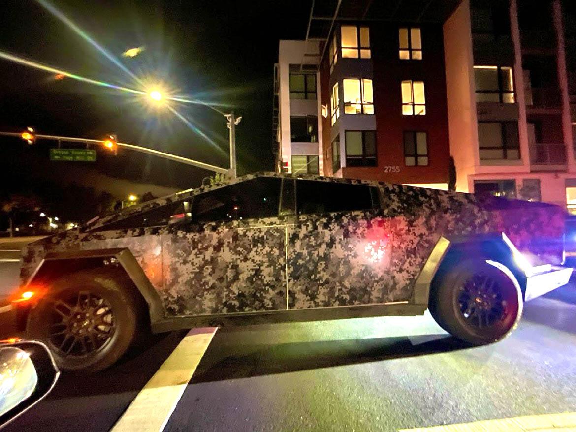 Digital camo Cybertruck in night time driving sighting [video] | Tesla ...