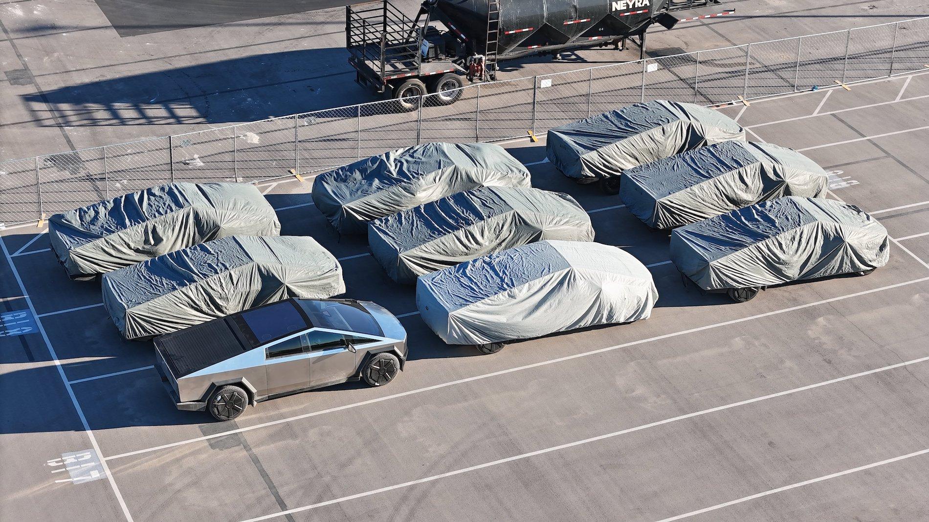 📸 Daily photos: Cybertrucks in outbound lot at Giga Texas -- updated 1 ...