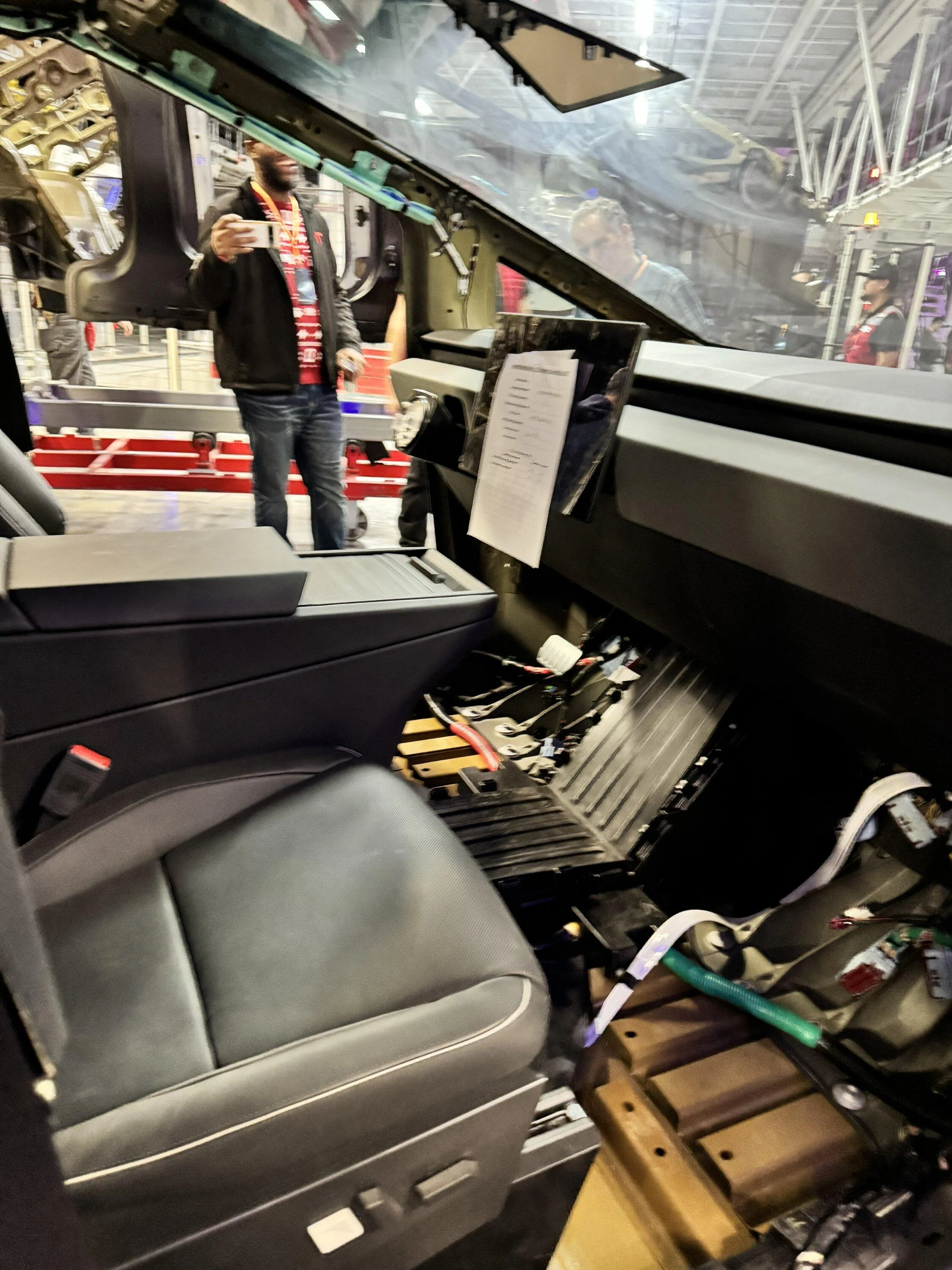 Cybertruck Production Line First Look!! 🙀 | Page 4 | Tesla Cybertruck ...