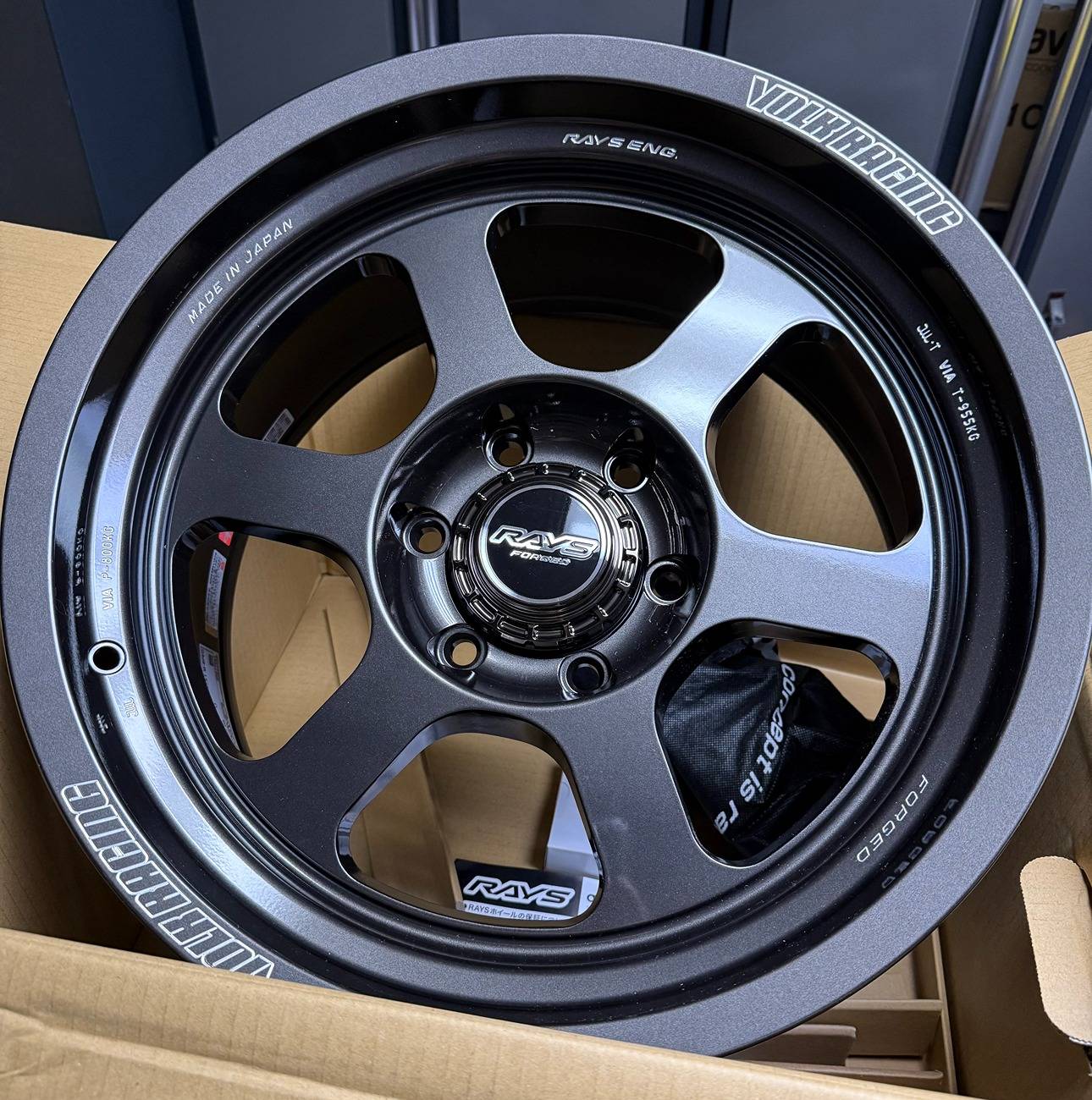 Volk Racing Forged TE37XT 18x9" +0 wheels w/ BFG HD Terrain T/A tires ...