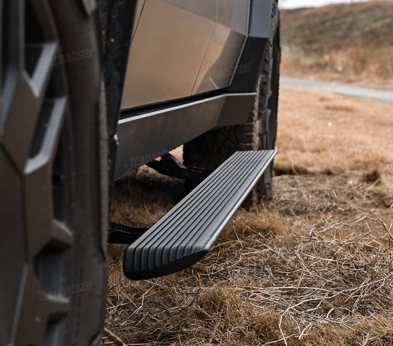 Tesla Cybertruck Electric Running Boards by Hansshow | Tesla Cybertruck ...
