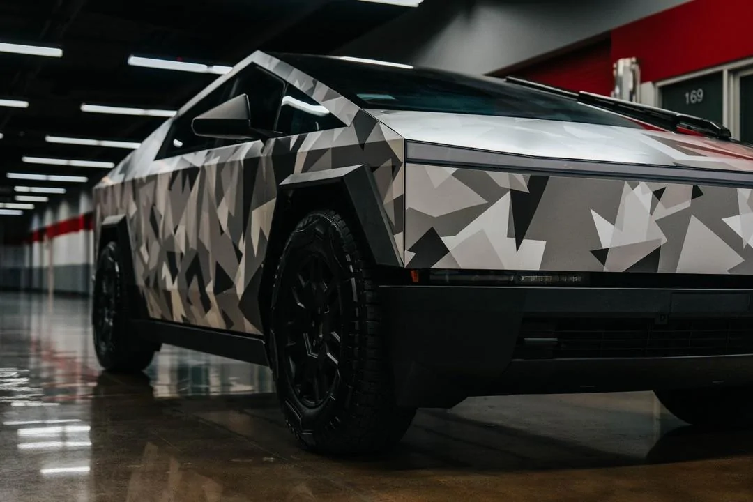 Shattered snow camoflage Cybertruck wrap | Tesla Cybertruck Forum ...
