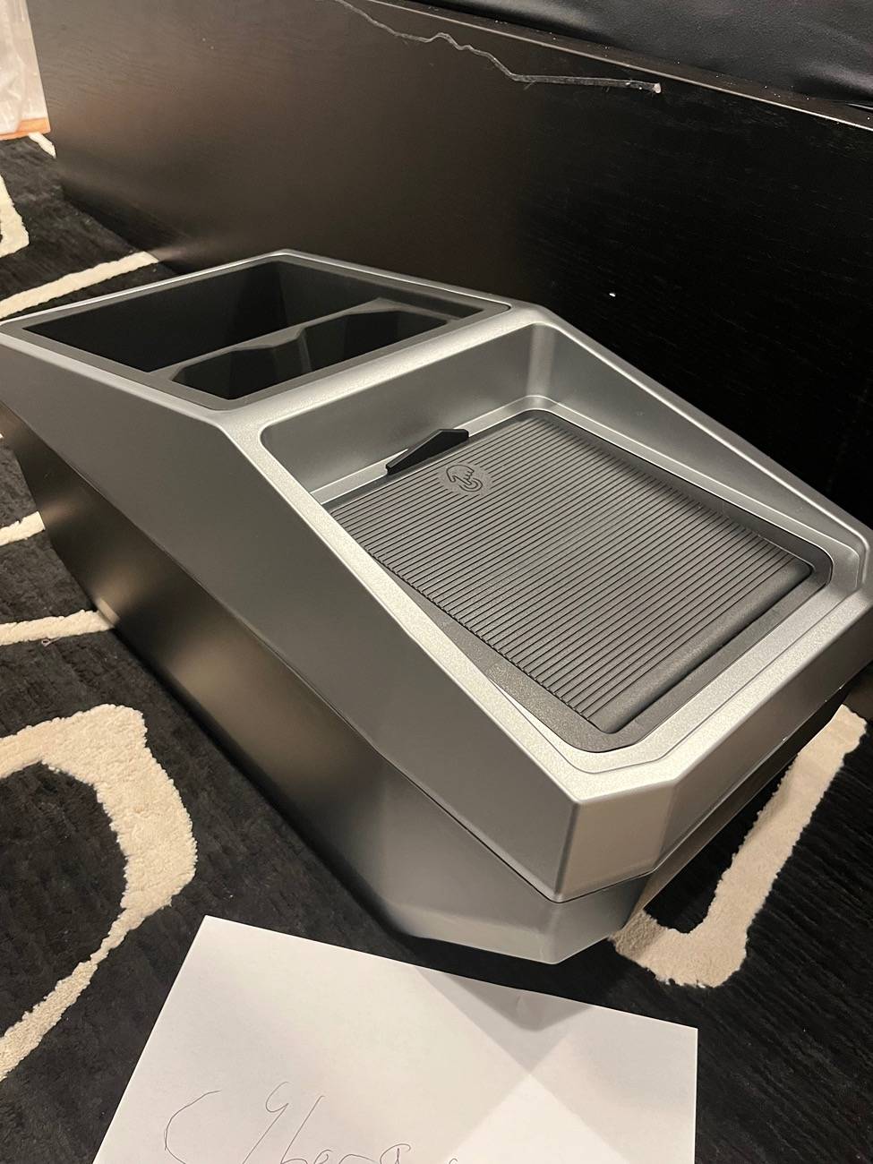 New York - (NY) FONERTY CYBERTRUCK CENTER CONSOLE STORAGE 100$ | Tesla ...