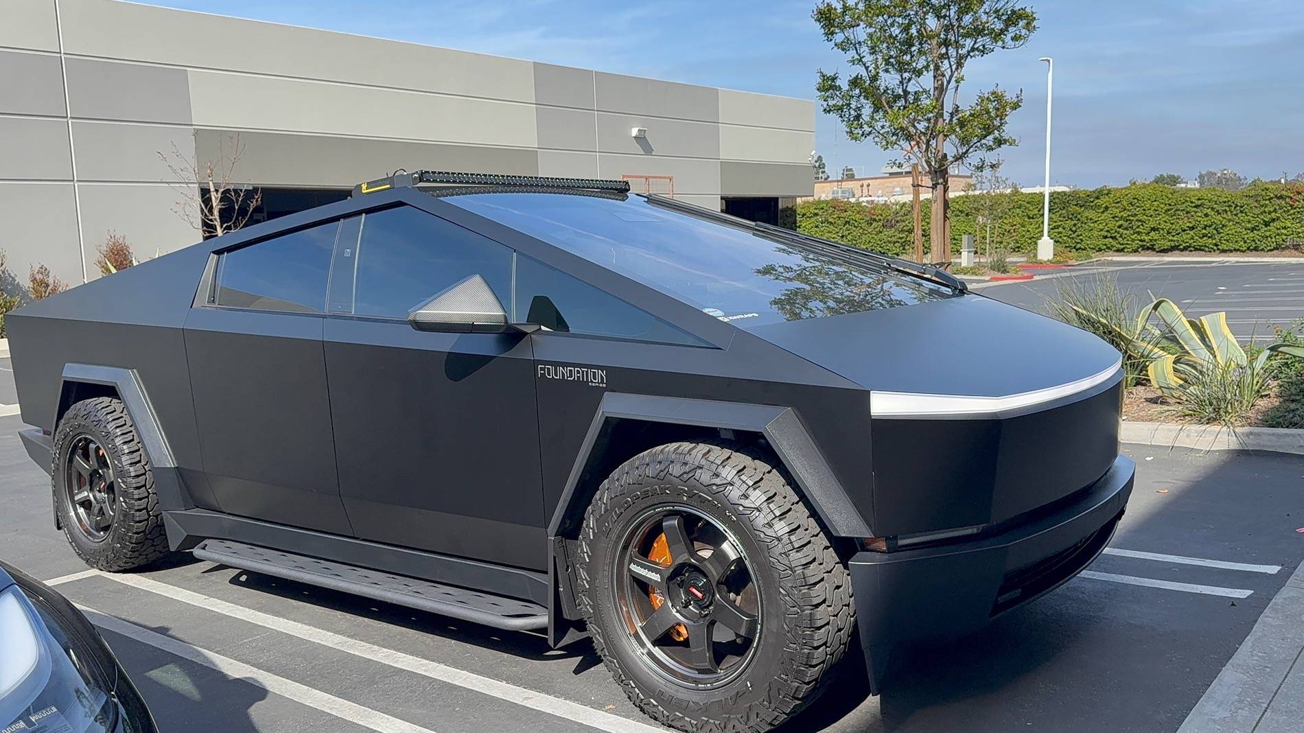 Cybertruck Customized Calipers (Hansshow)! | Tesla Cybertruck Forum ...