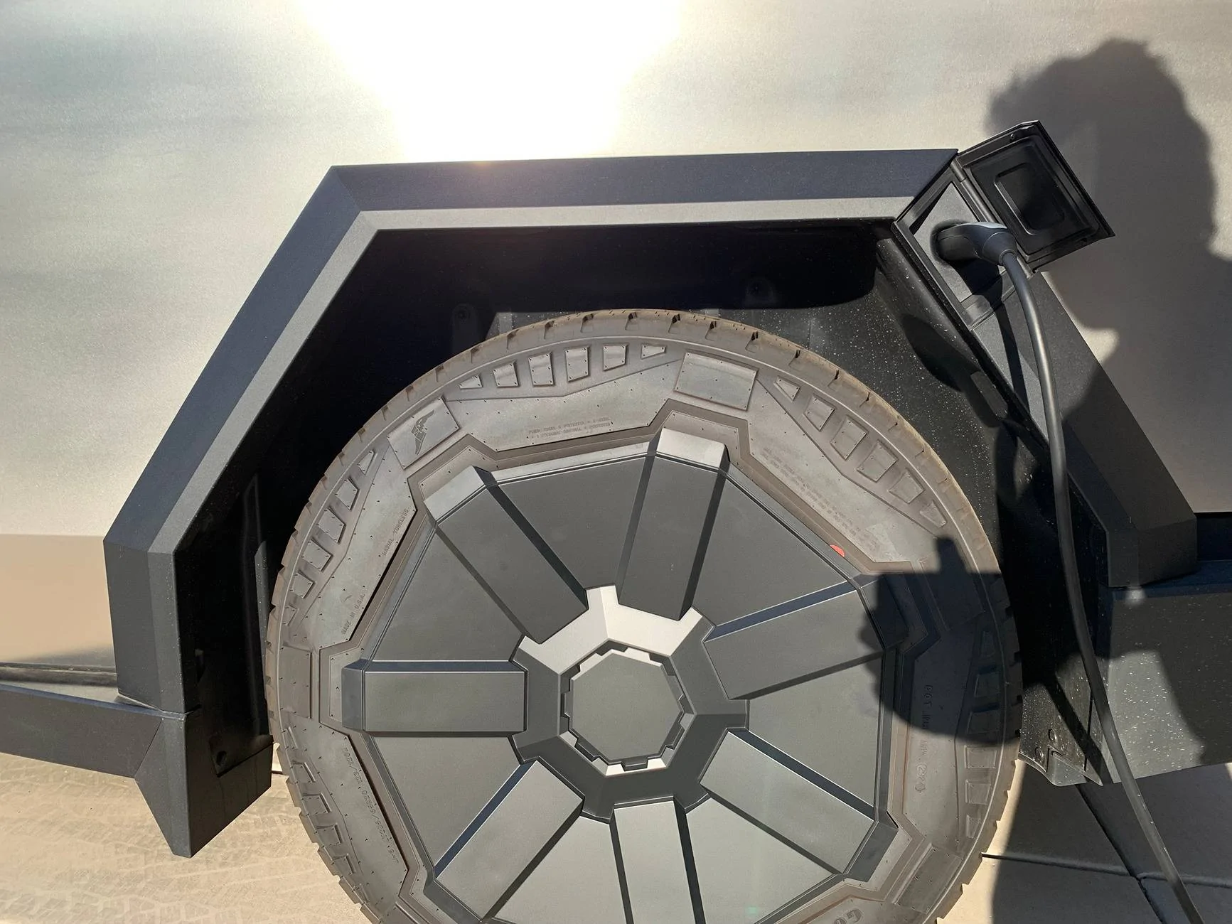 New Wheel Cover still rubs tire sidewalls -- check your Cybertruck ...