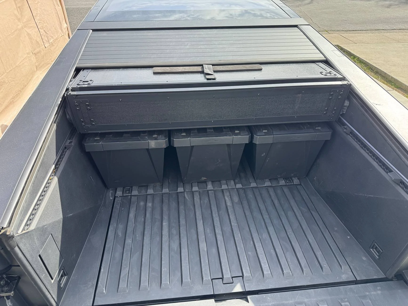 Cyber Tent Style - Using RTT mounted in truck bed | Tesla Cybertruck ...