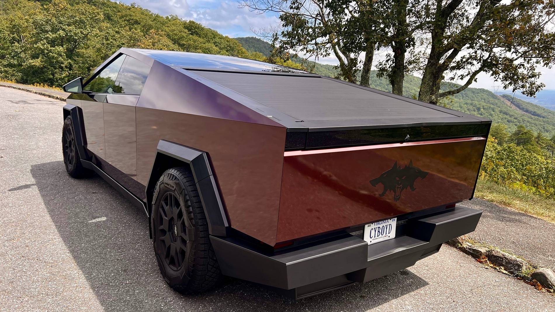 No more SS worries, wrapped in Avery Gloss Passion Red | Tesla ...