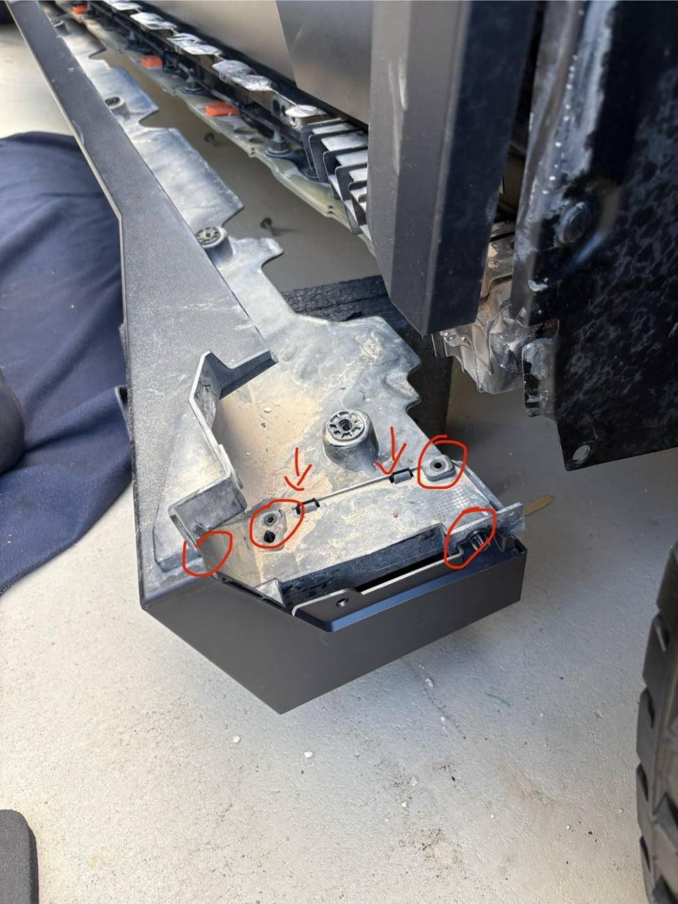 Rocker damage replacement process | Page 2 | Tesla Cybertruck Forum ...