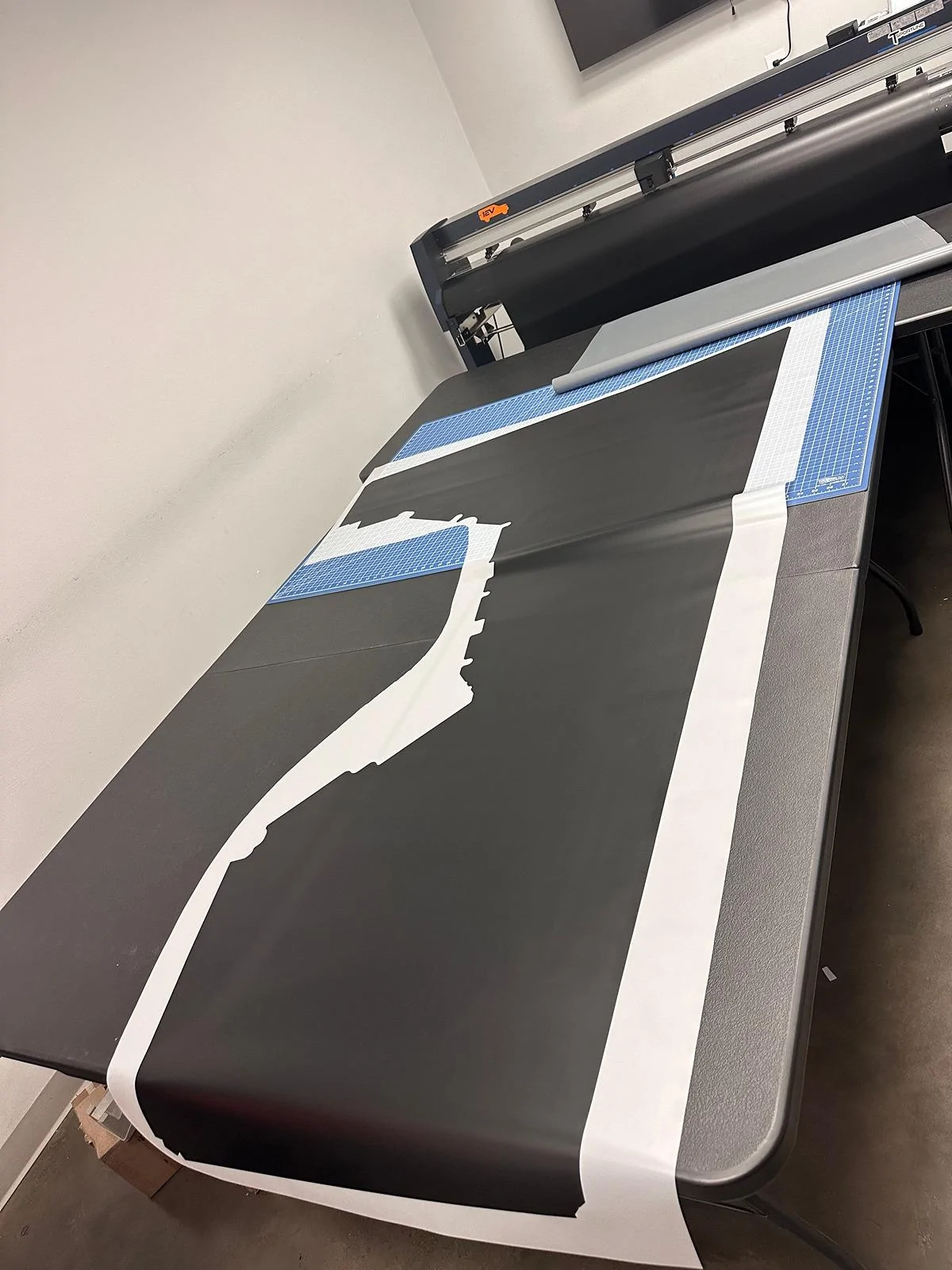 Pure ppf frozen satin black vs stek Matte black | Tesla Cybertruck ...