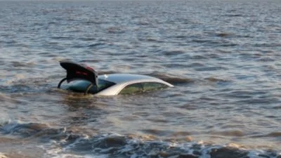 Tesla Found half submerged in Ocean | Tesla Cybertruck Forum - News ...