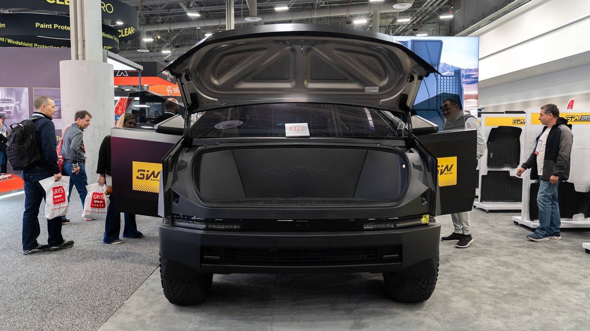 Cybertruck Floor Mats, Bed Liner, Frunk Liner Now Available from ...