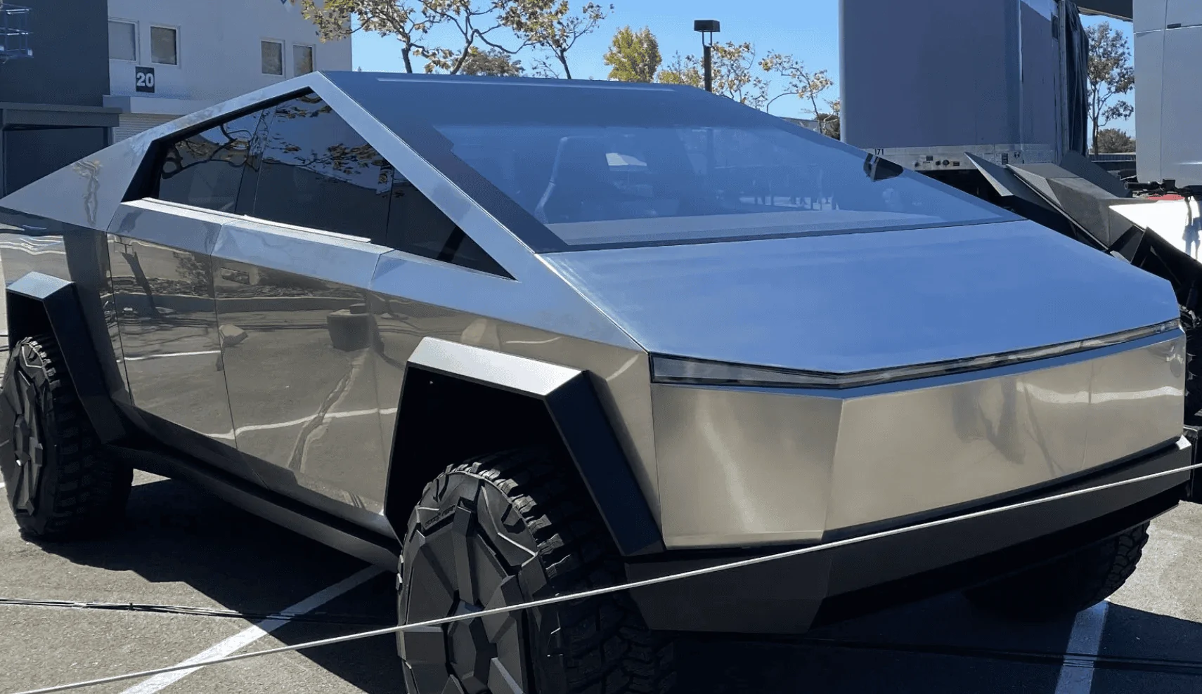 Cybertruck Frunk | Tesla Cybertruck Forum - Cybertruck Owners Club