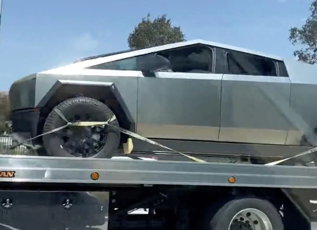 2 CybertruckS (plural) Trailered Tow Through Stockton CA! | Tesla ...