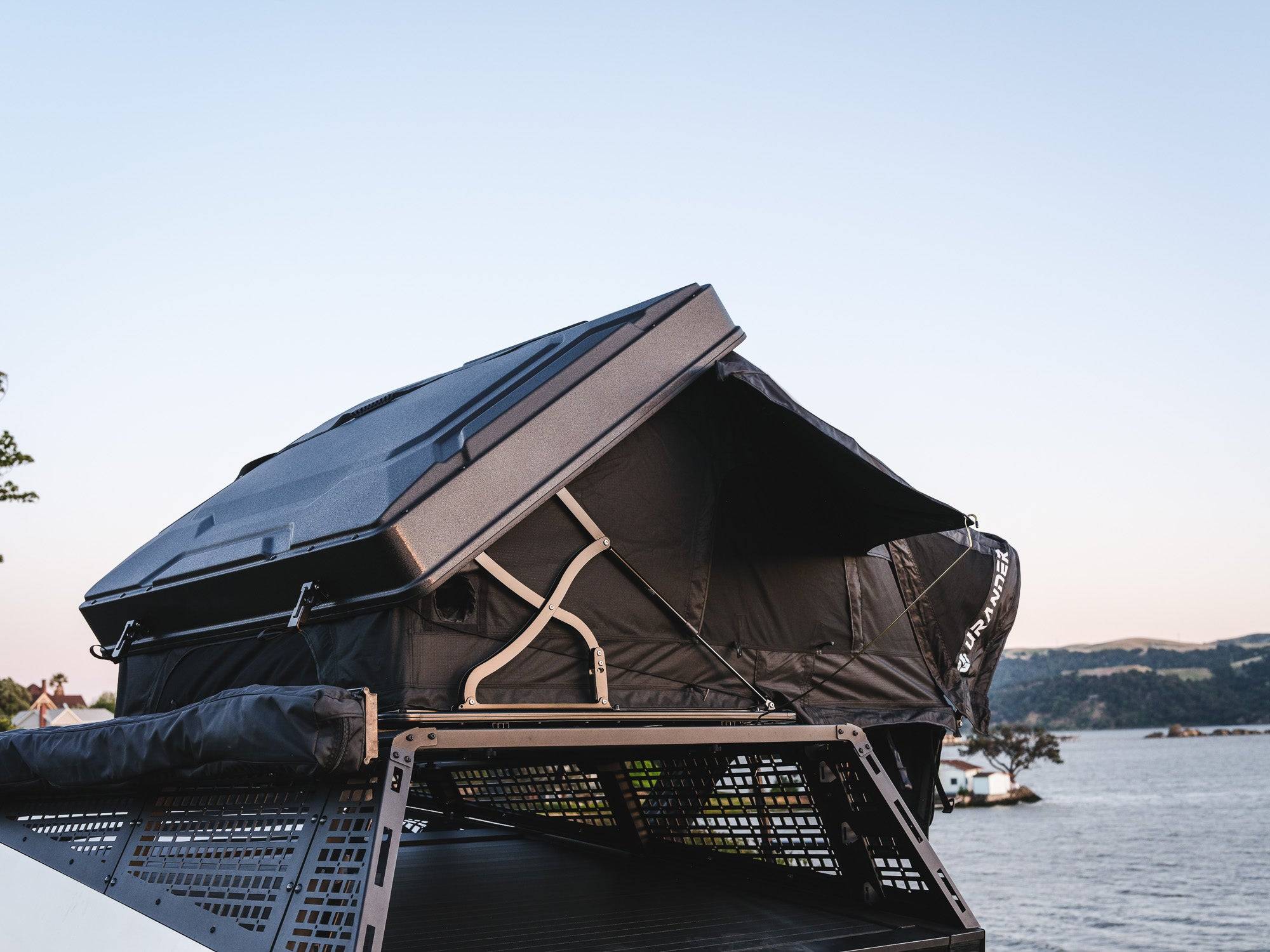 [URANDER NEW RELEASE] Ultra-Slim Hard Shell Queen Size Rooftop Tent ...
