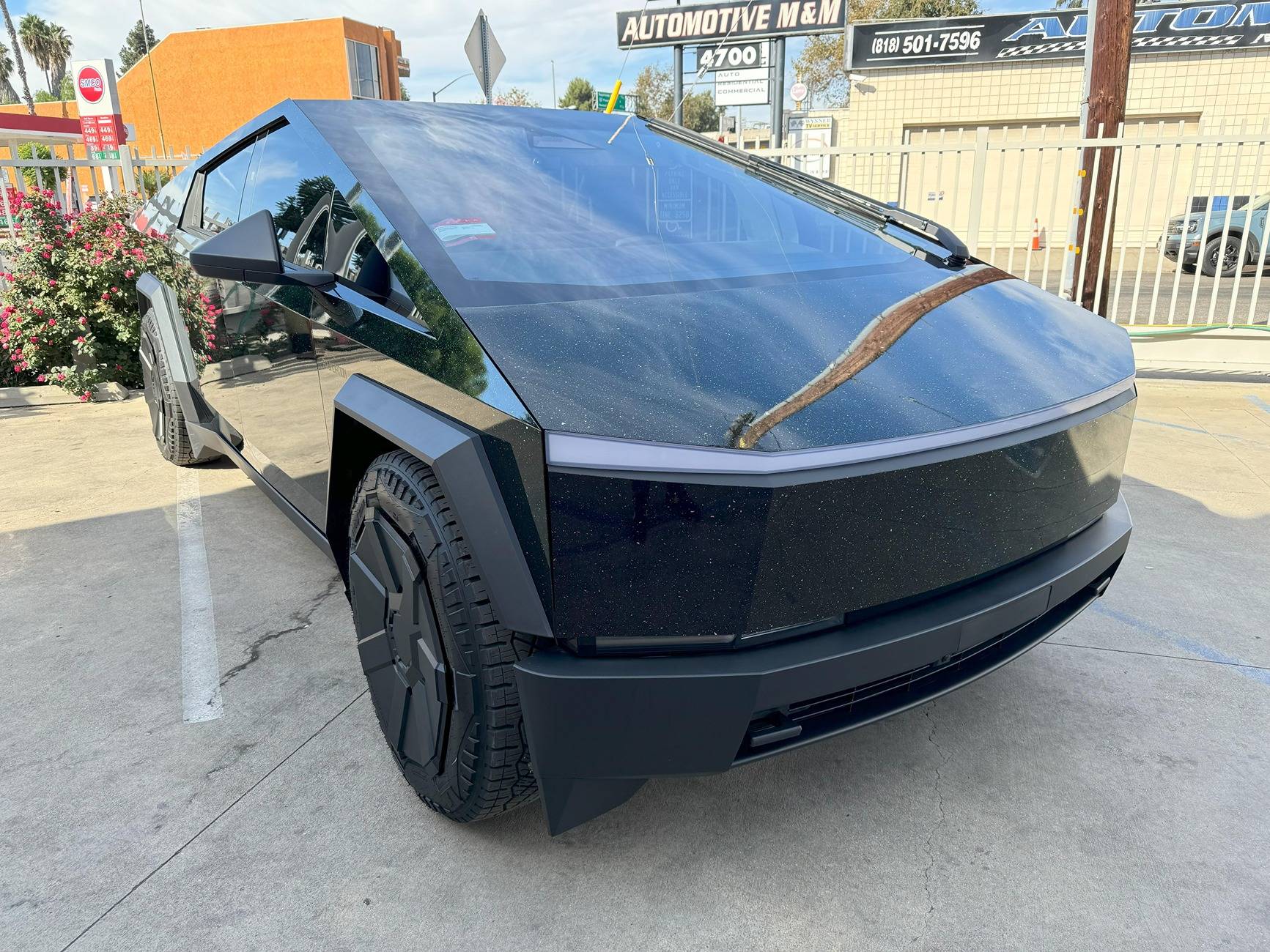 🟣 What Color Should Your Cybertruck Be? See Our Color Shift Flash ...