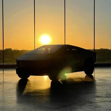 Cyber Scooter review | Tesla Cybertruck Forum - Cybertruck Owners Club