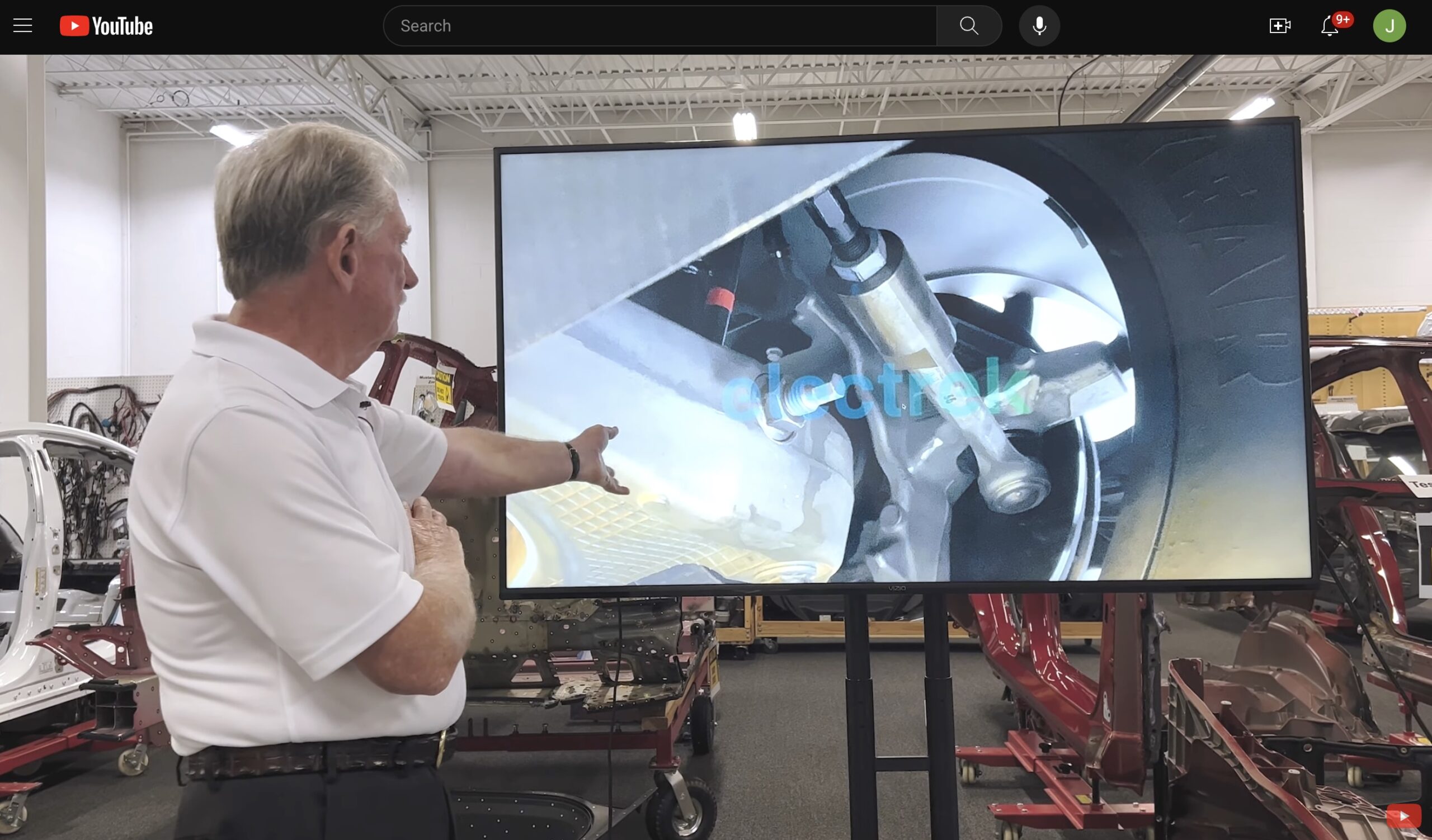 Suspension photos analyzed by Sandy Munro | Page 2 | Tesla Cybertruck ...