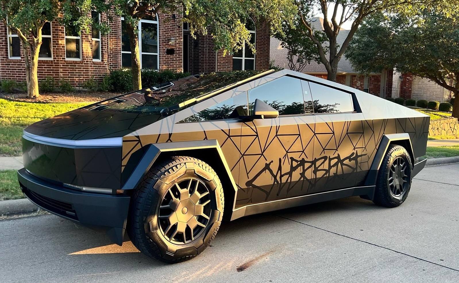 Black Satin Wrap + Gloss Poly Lines and Gloss CyberBeast Lettering ...