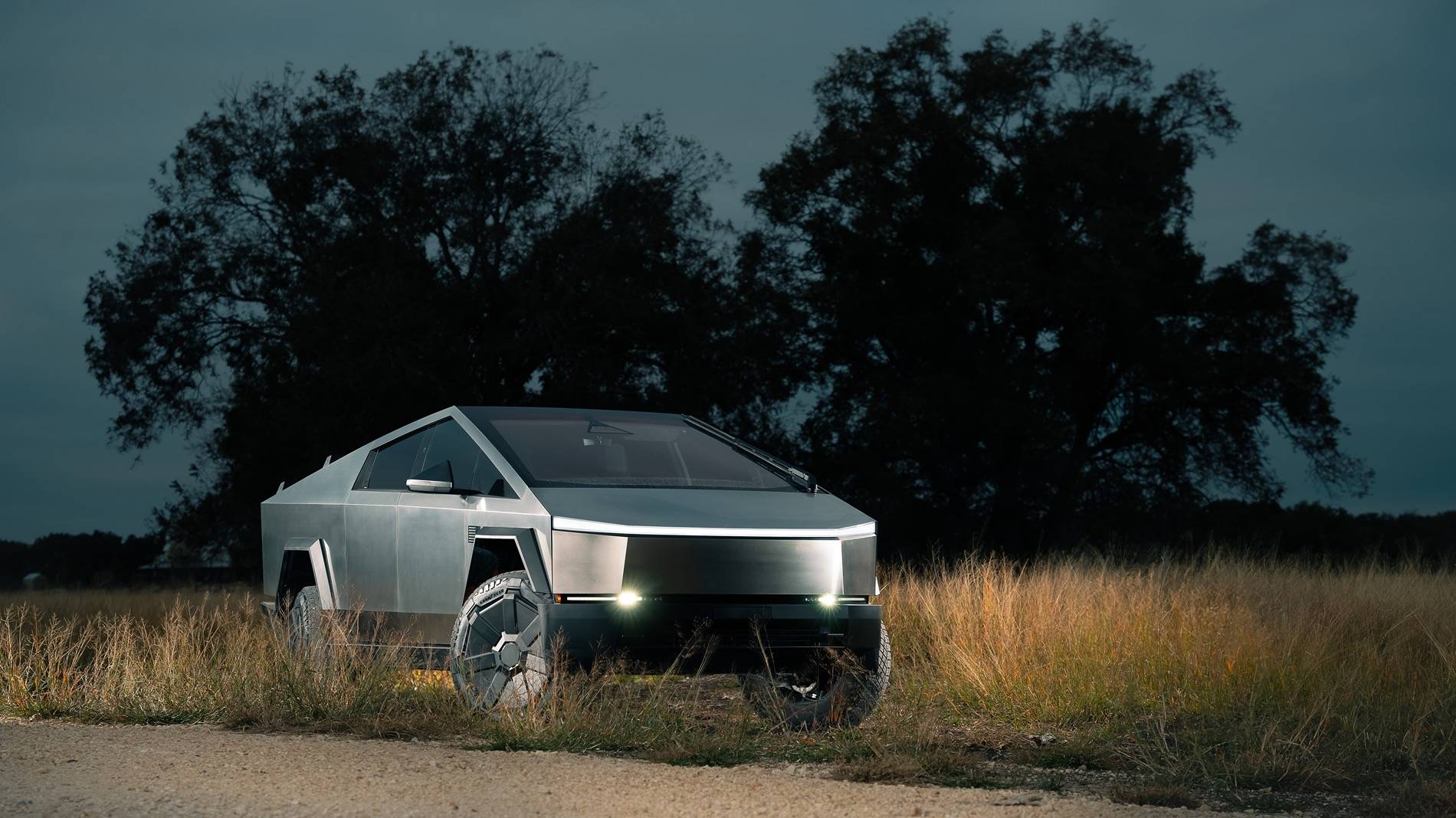 CyberKlaus: Made in Texas, Lives in Texas (Photoshoot) | Tesla ...