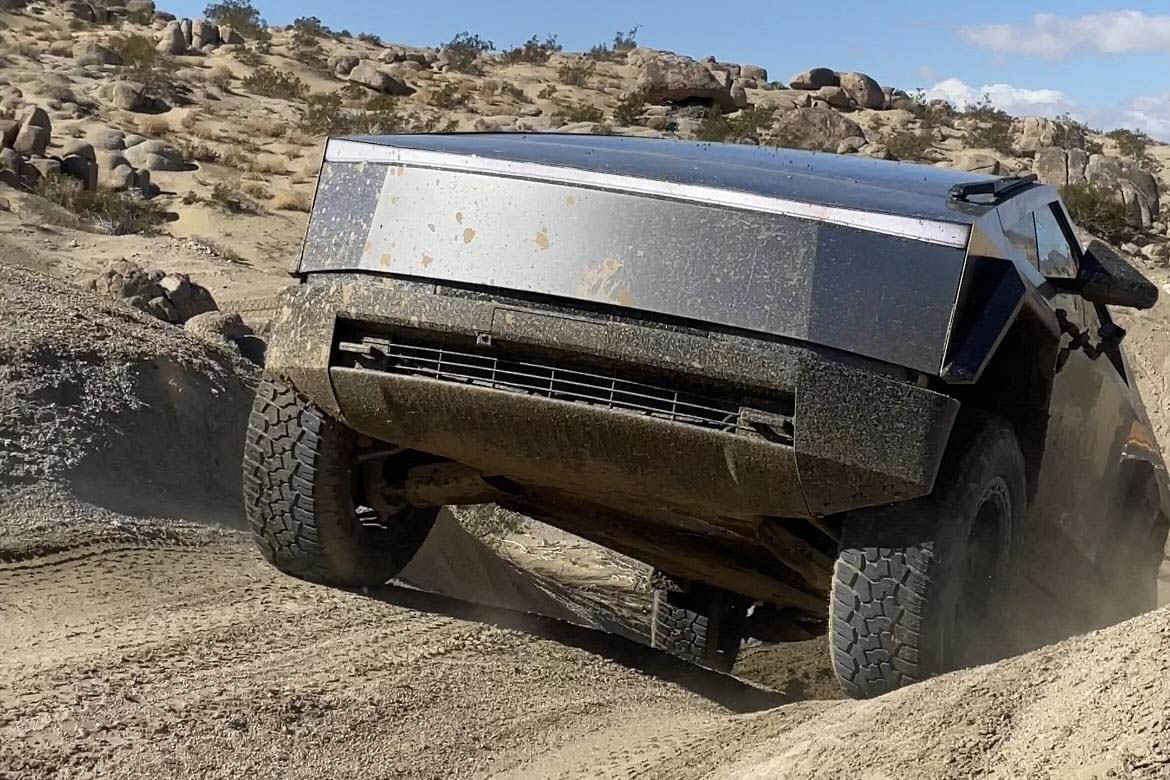 Wolfbox #DaretoEverywhere Challenge! Share Your Adventure and Win A ...