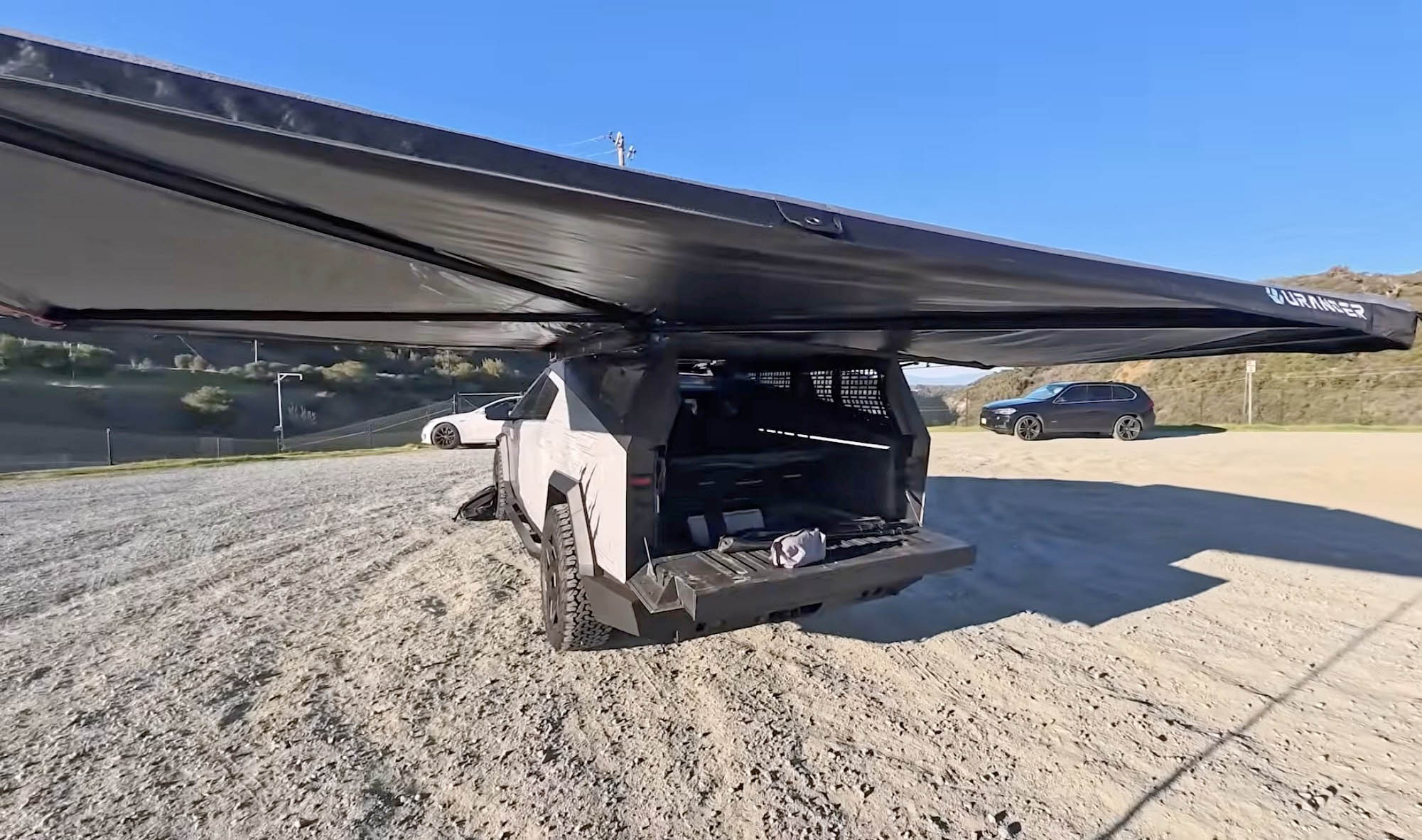 8.2ft 270-Degree Urander Hard Shell Awning | Full Demo & Walkthrough ...