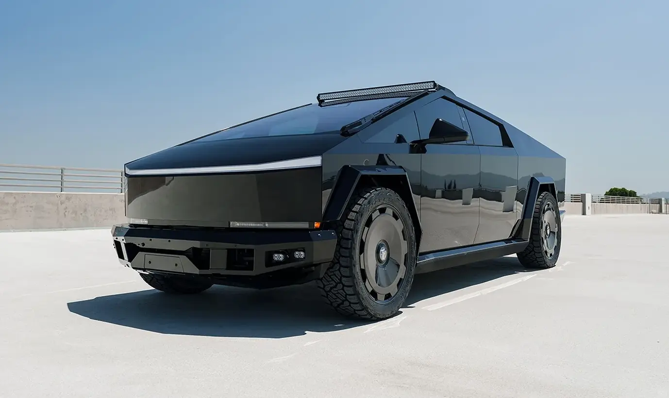 How to TOTALLY Black out your Cybertruck - This is it, one of the ...